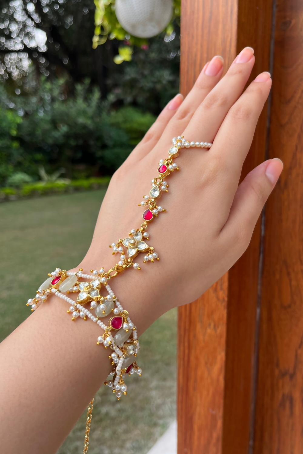 Bridal Light Hathphool- 3 Different Ways – Local Nation